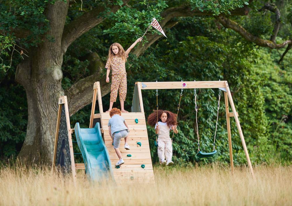Plum Climbing Pyramid with Swings & Slide – The Best Backyard