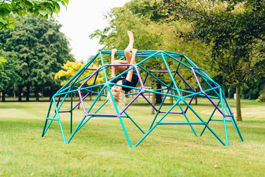 Outdoor Climbing Frames – The Best Backyard