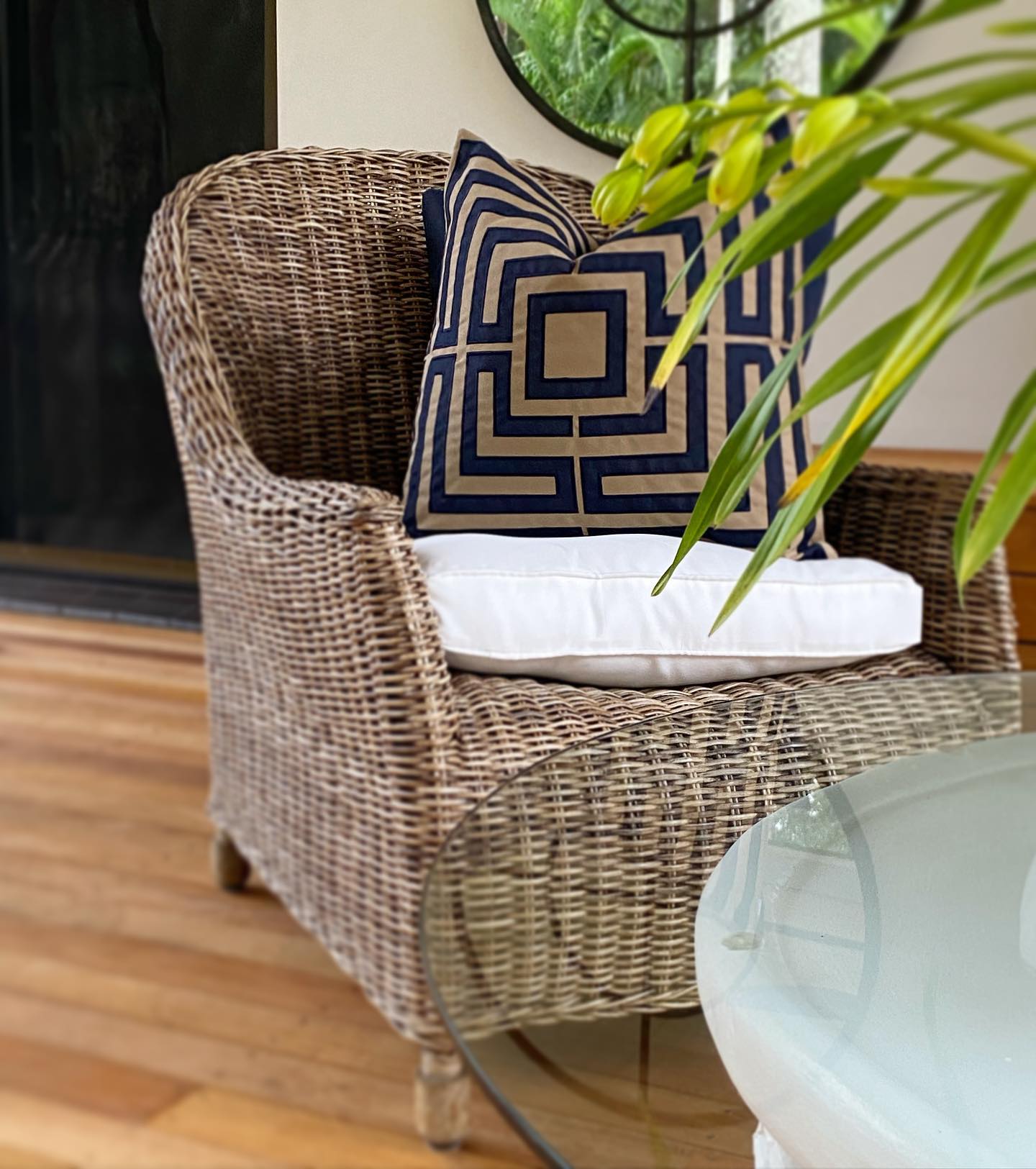 Plantation Rattan Lounge Chair – The Best Backyard